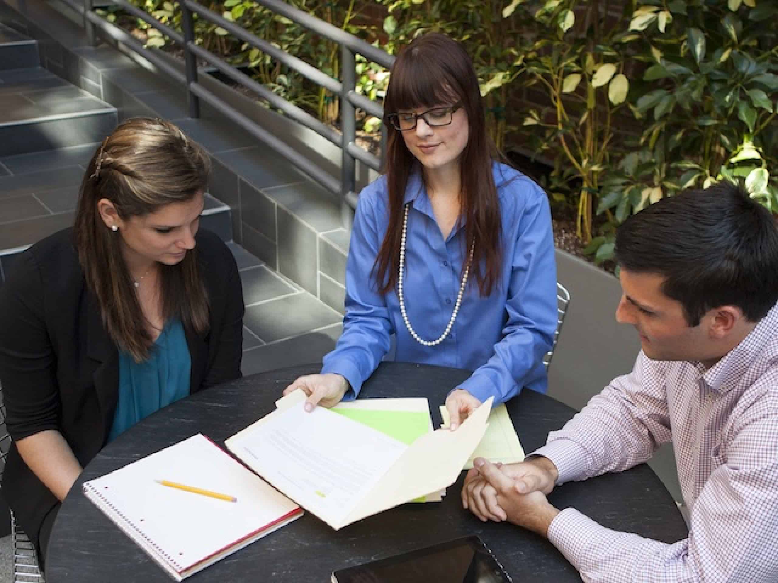 How to Make your Website More Engaging for Visitors - Viziononline How to Make your Website More Engaging for Visitors - Viziononline